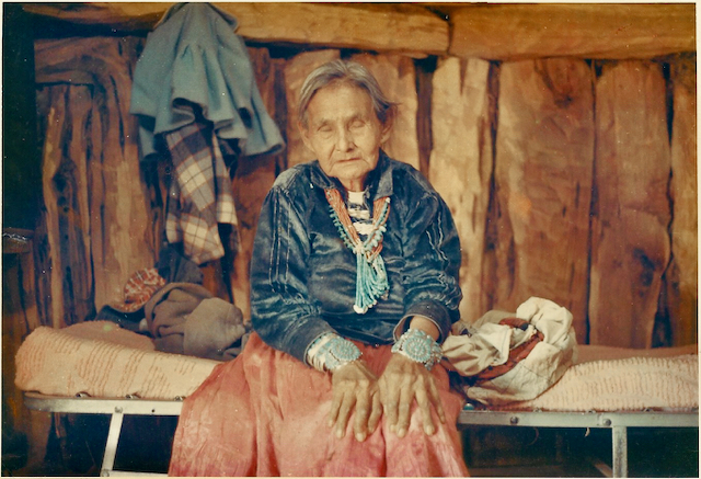 Hashtł’ishnii (Mud clan) – Scates Stories